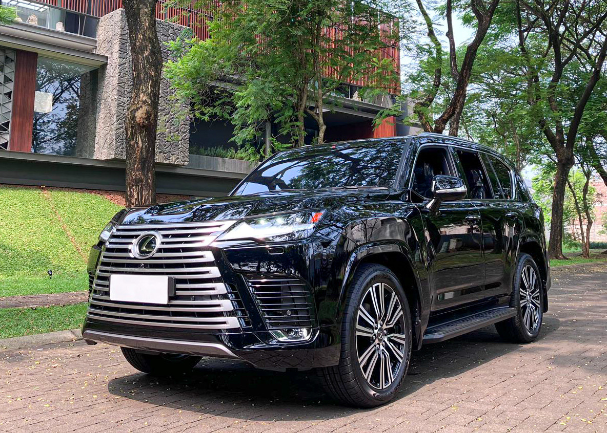 Lexus LX600 4x4 3.5T V6 2024 - Garasi Kami